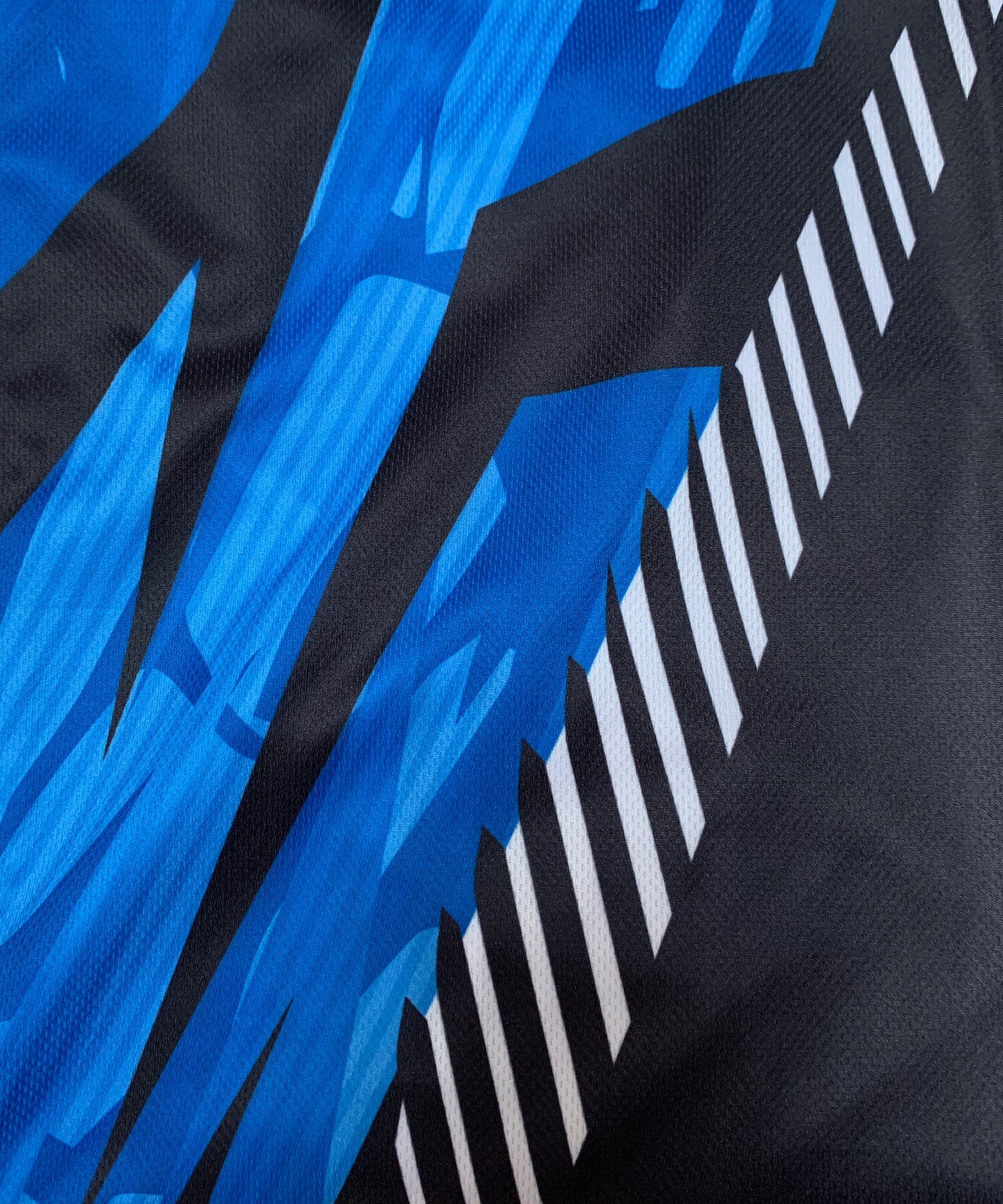 Jersey – Vertical Suits